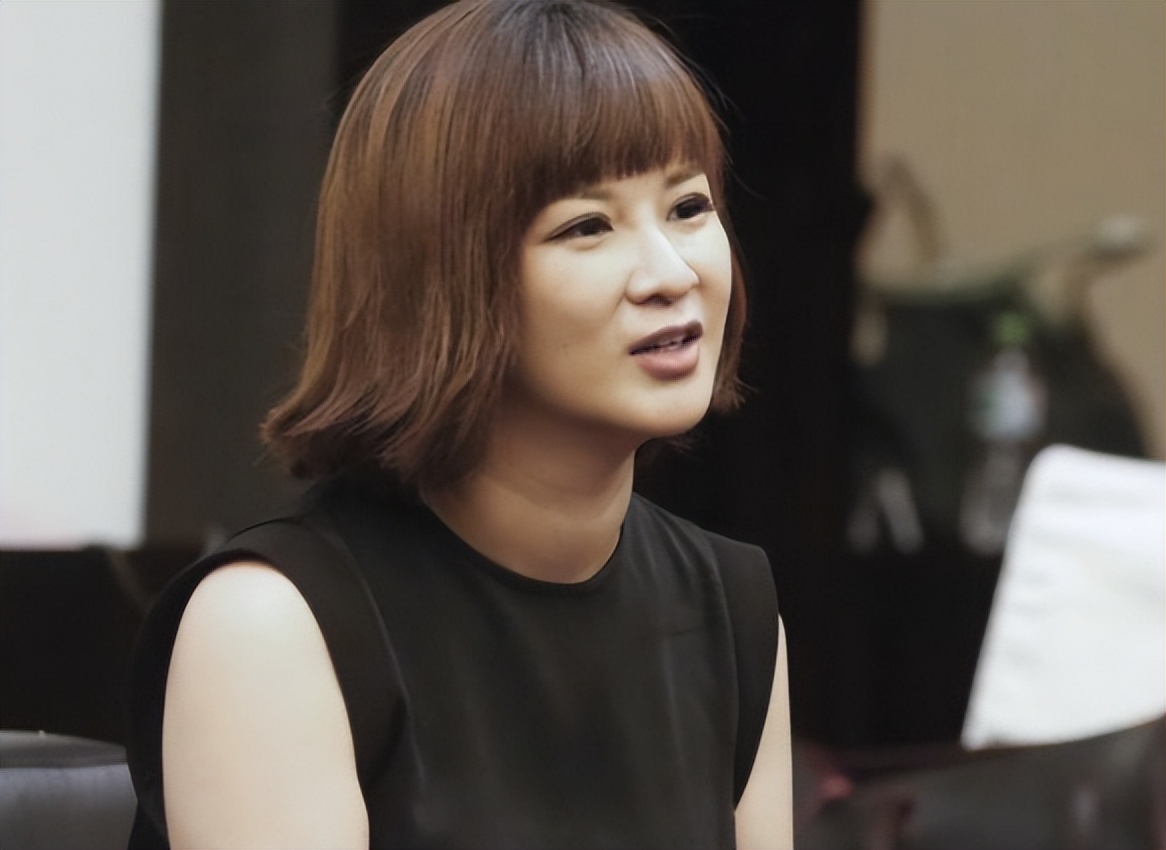 "Godmother of Internal Entertainment" Du Hua: After signing Han Geng ...