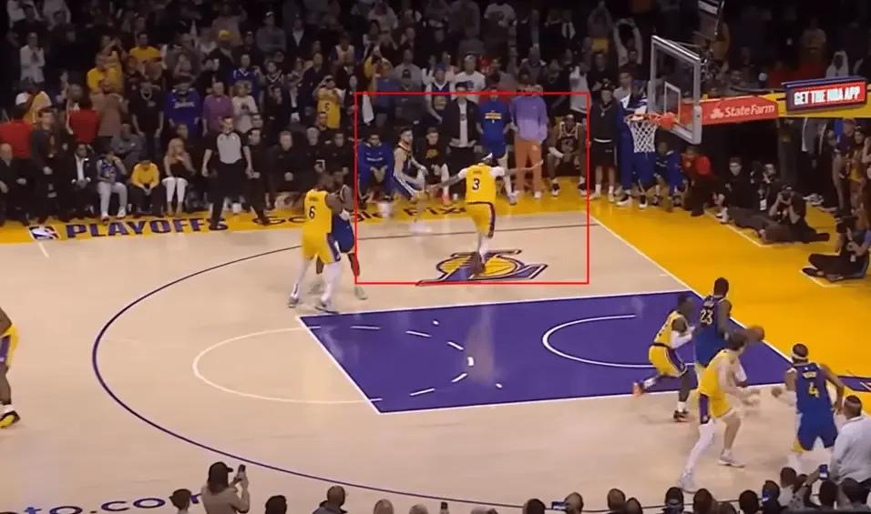 James broke the Warriors' defense and let Davis defend the corner for a ...