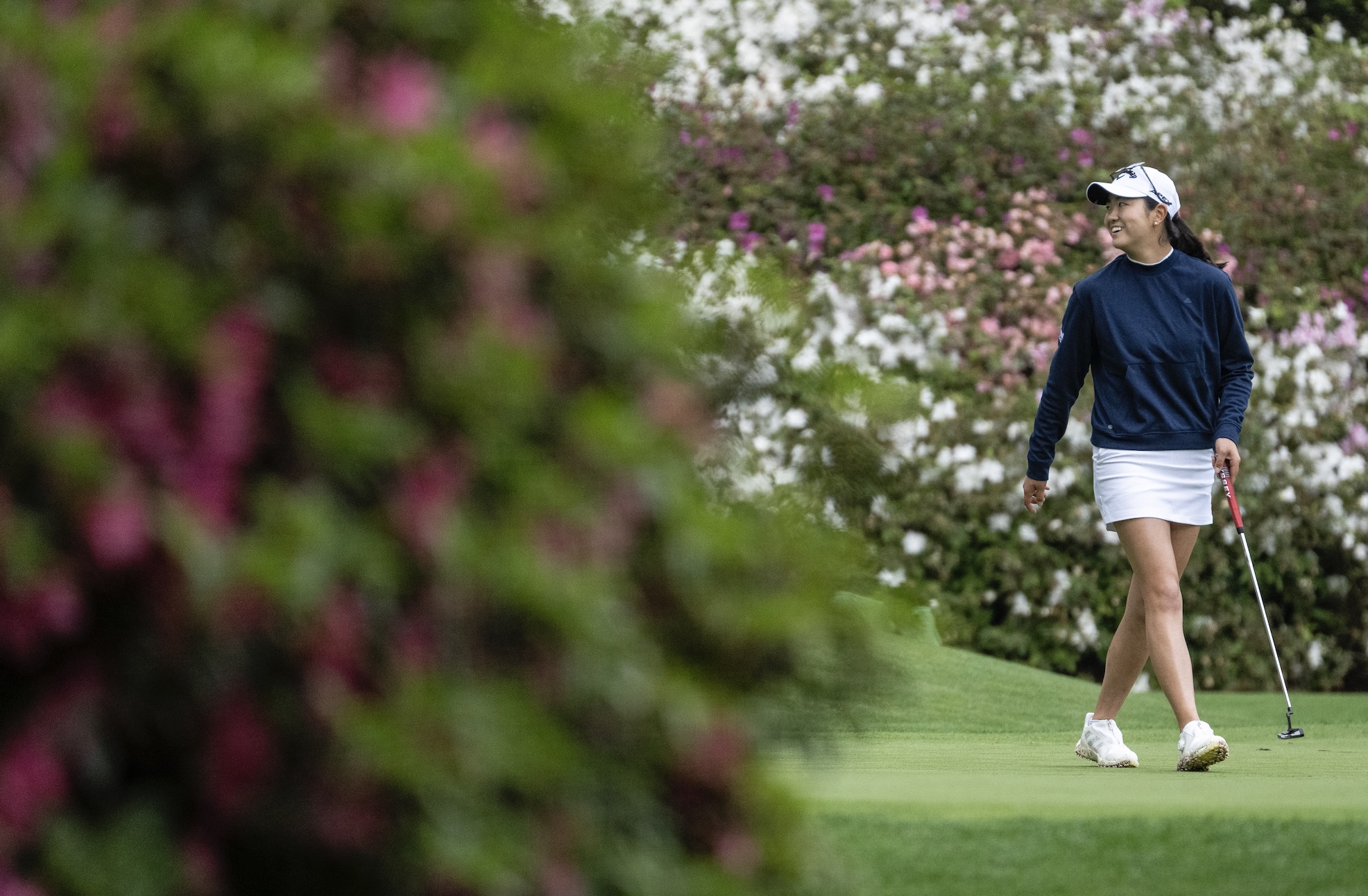 Zhang Yahui enjoys golf at Augusta - iNEWS