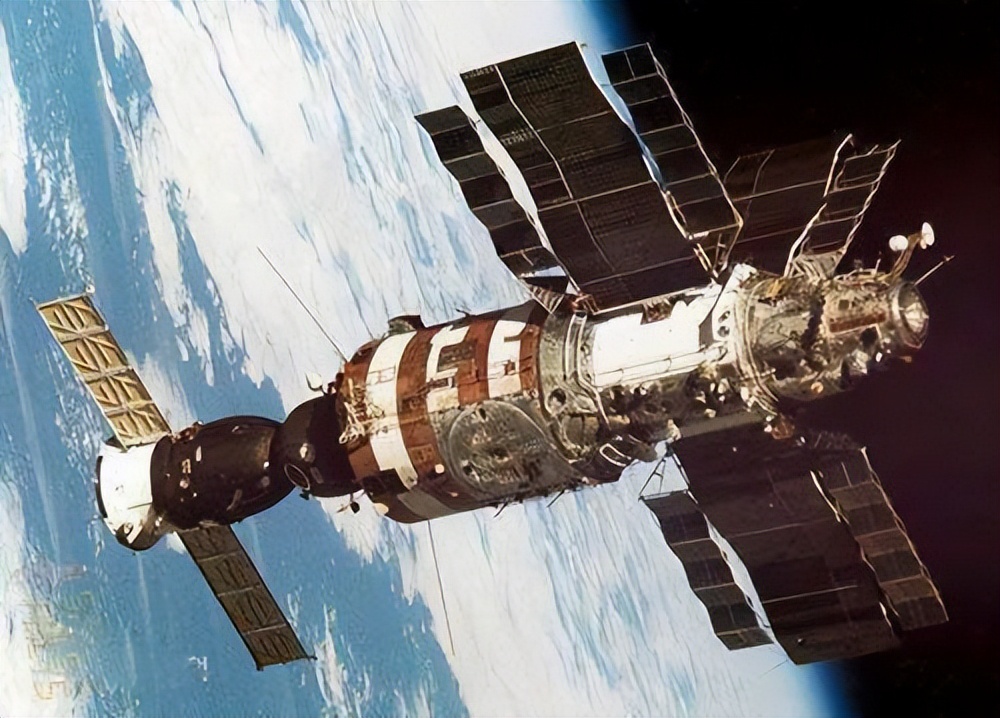 The first space station of mankind, the "Salyut One" space station - iNEWS