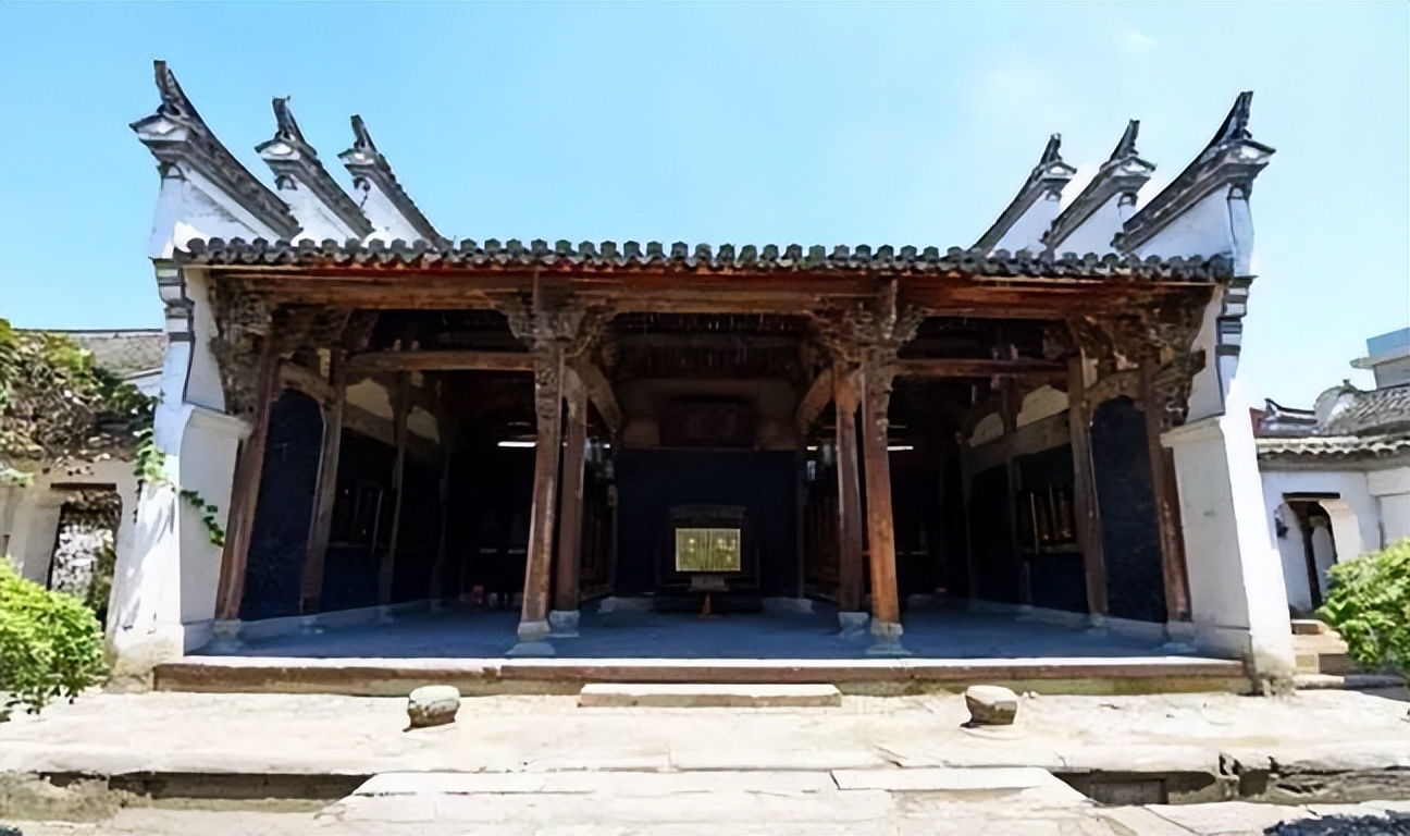 Dongyang Lu's House, a descendant of the Lu family of Fanyang - iNEWS