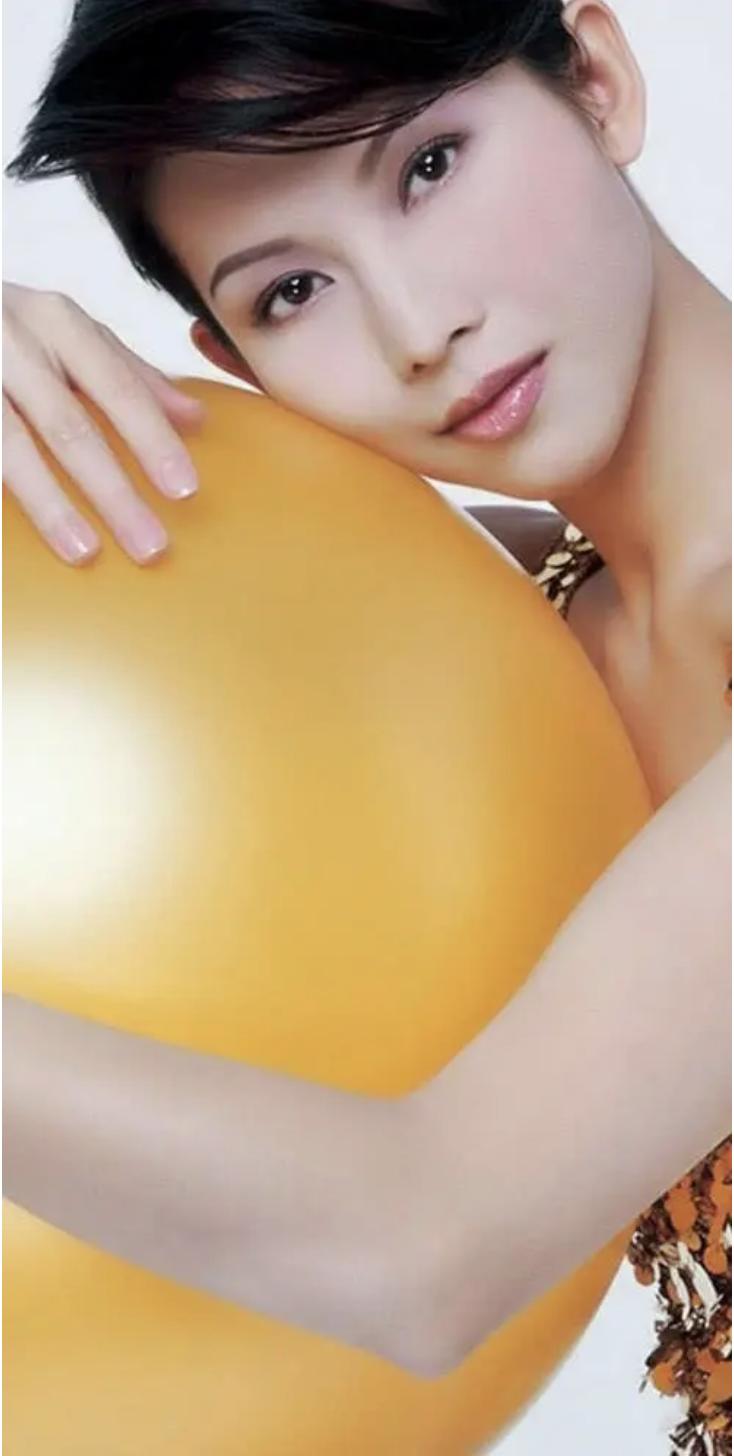 Ada Choi - In love with the beauty of fragrance - iMedia