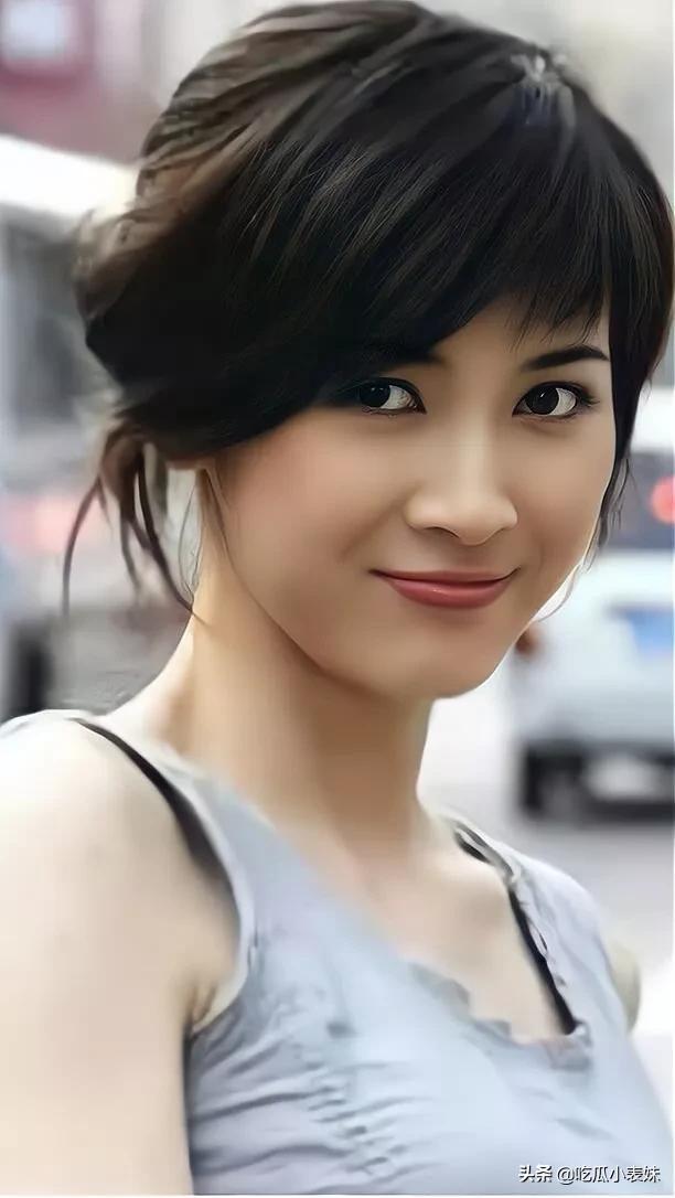 Tong Lei, a beauty in costume with superb acting skills - iNEWS