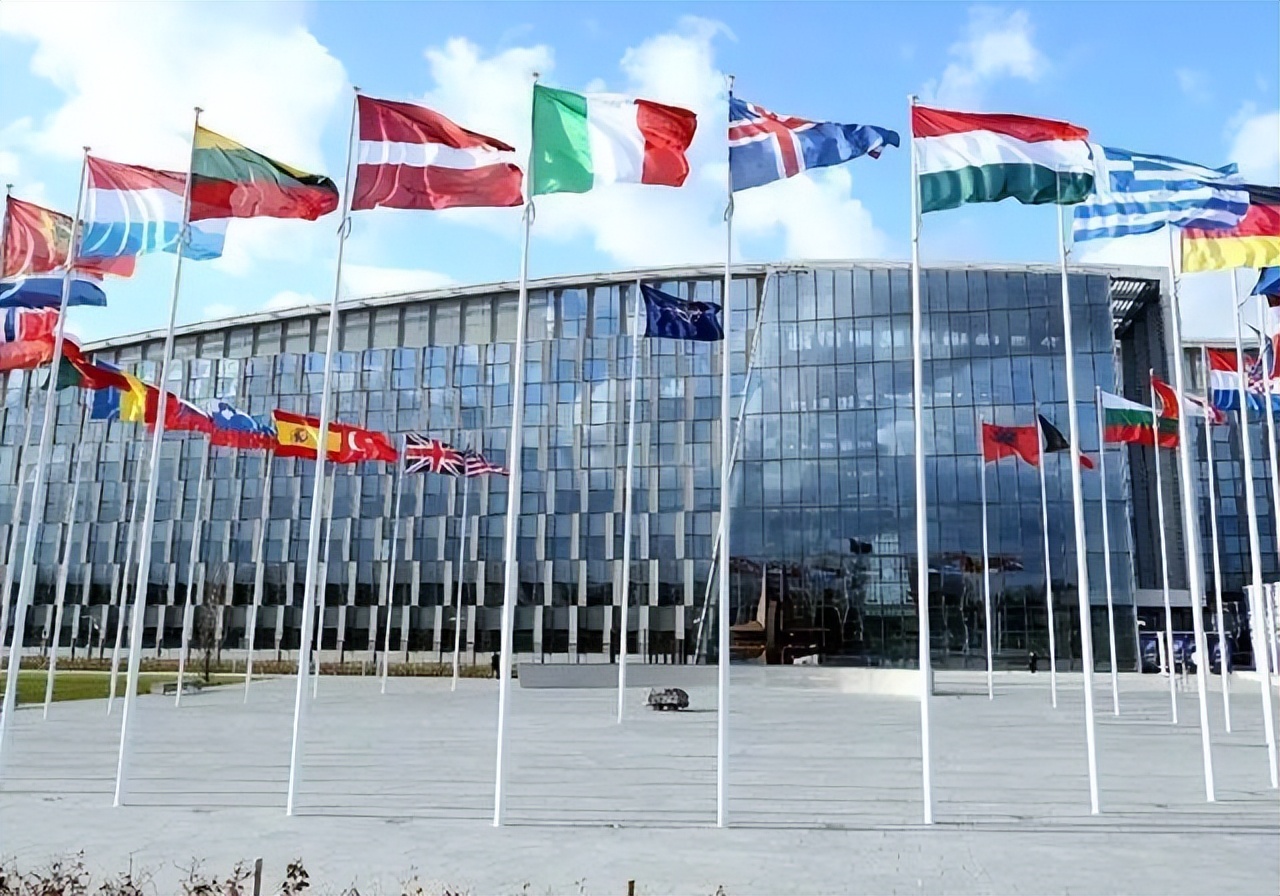 Russian media: Finnish president says he is open to US military bases ...