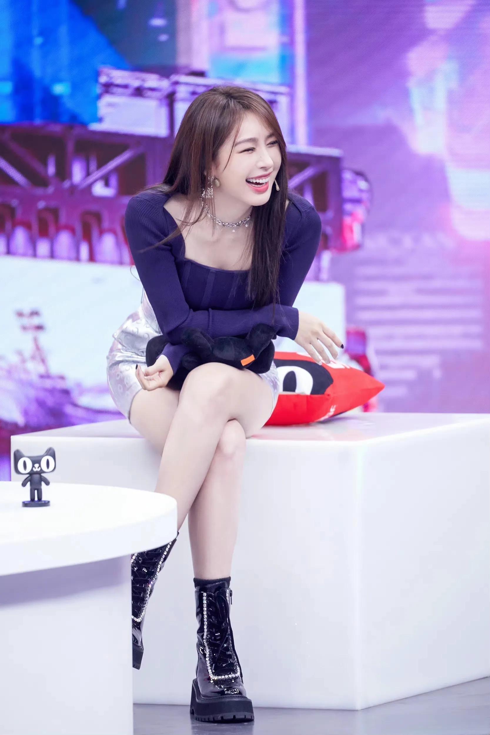 Actress Li Feier - iNEWS