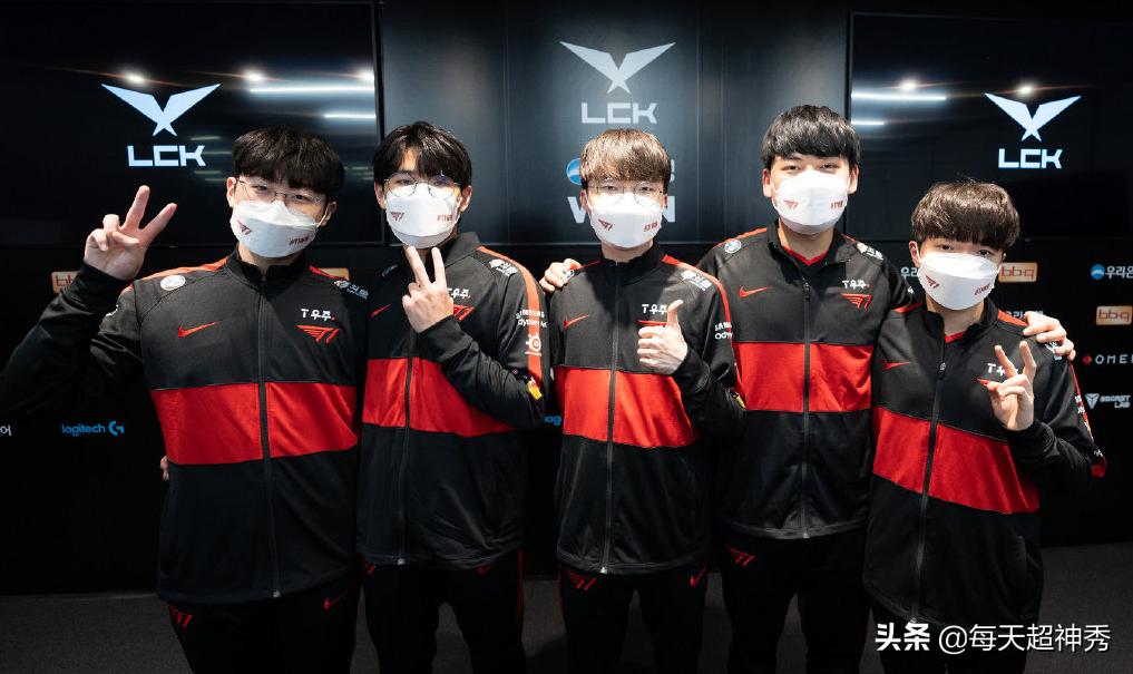 The LCK semi-finals kicked off, Guan Zeyuan supported T1, and his ...