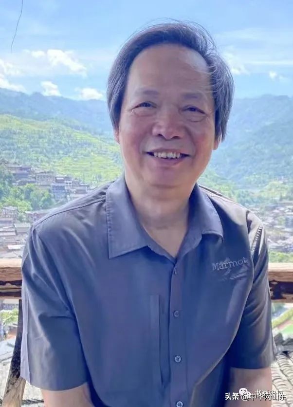 The four seasons are the scenery, and the moon and the moon have poems ...