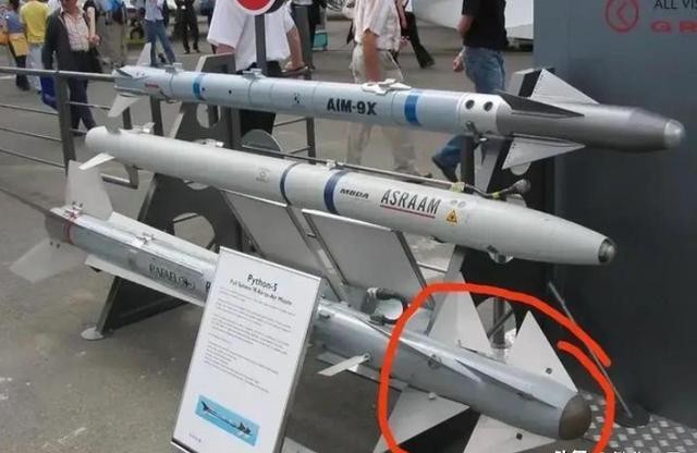 The PL-8 close-range combat missile is one of the standard equipment of ...
