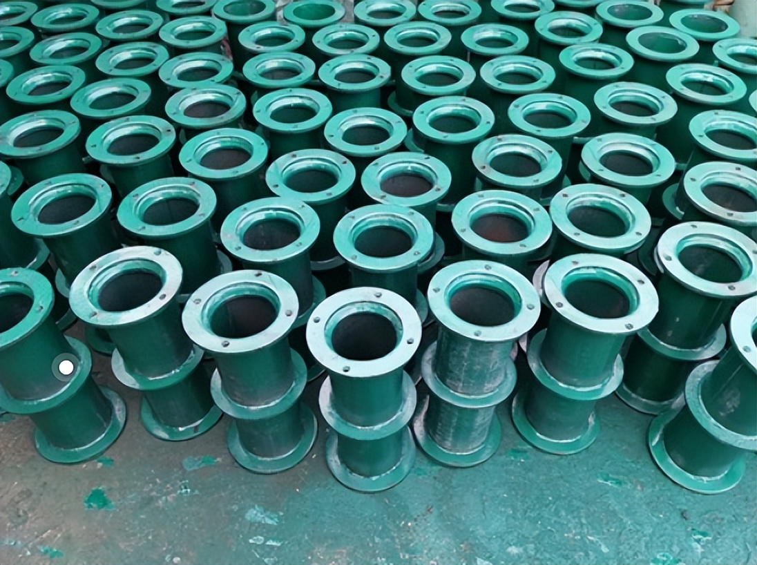 What is a waterproof casing? What is the difference between flexibility ...