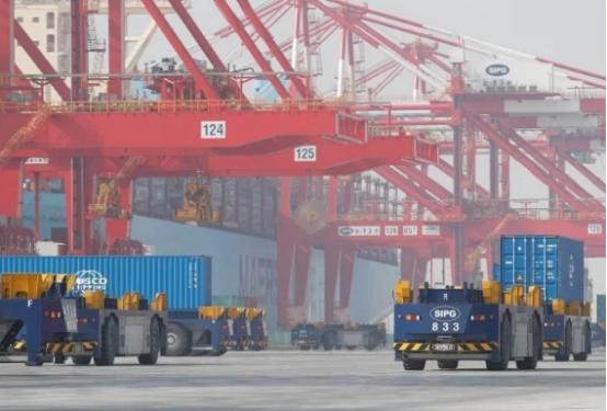 AGV applications in the world's 8 smart ports - iNEWS