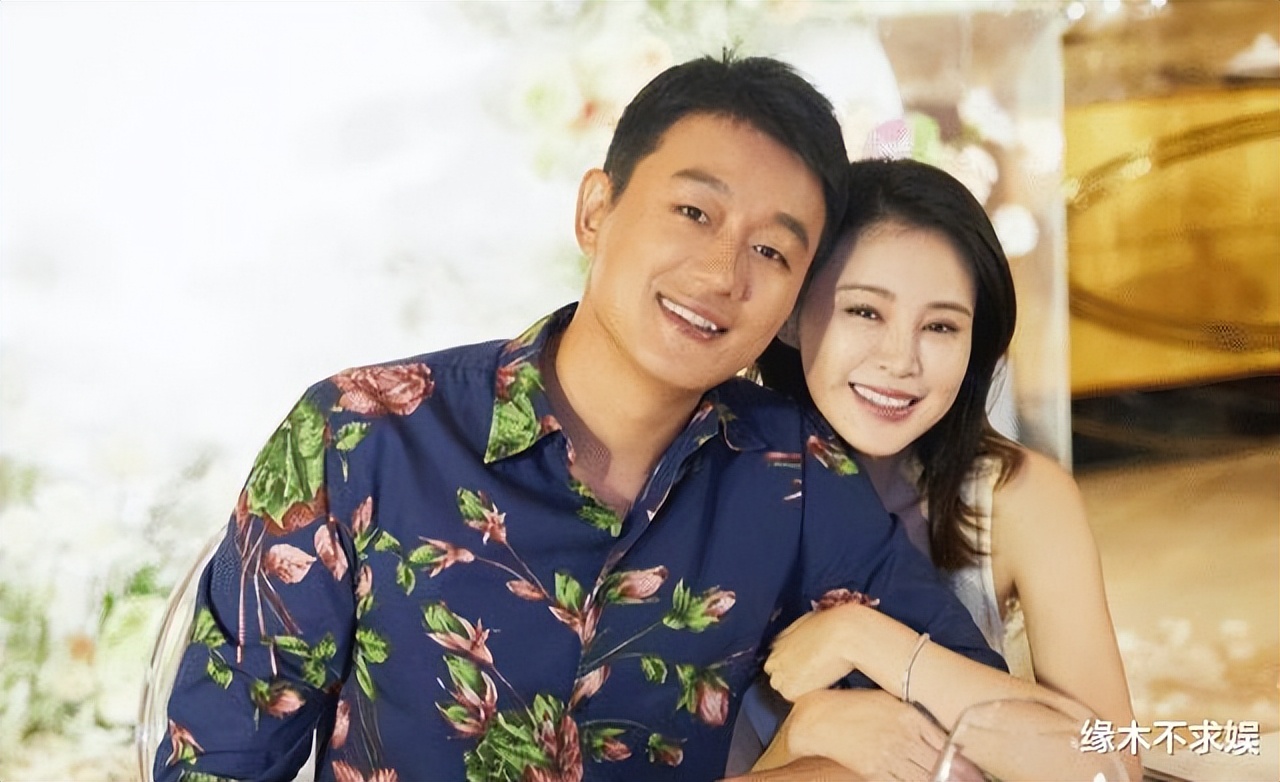 Tong Dawei has been married for 15 years and shows affection, Tong ...