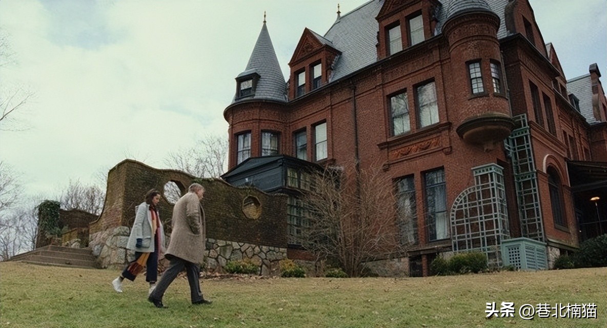How does the movie "Knives Out" use a variety of composition methods ...