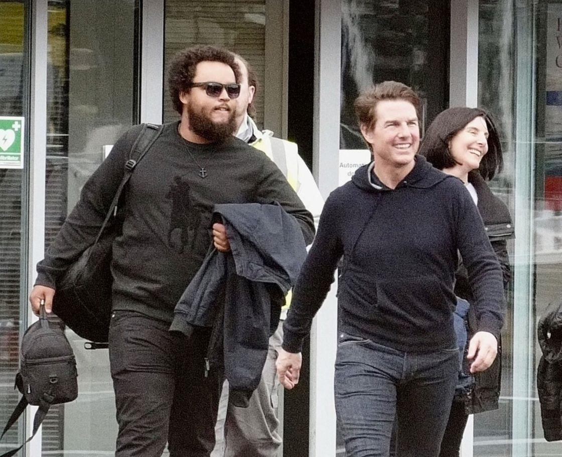 Tom Cruise breaks down in tears after seeing photo of son - iMedia