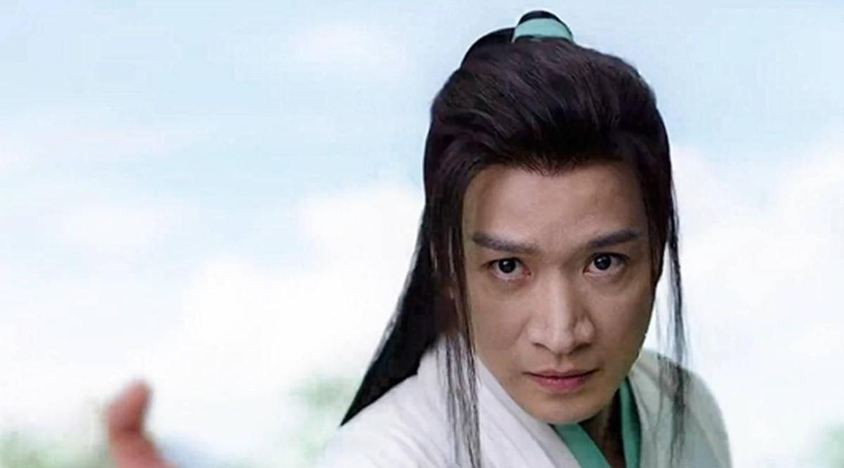 Young man on a white horse drunk in the spring breeze Nine powerful ...