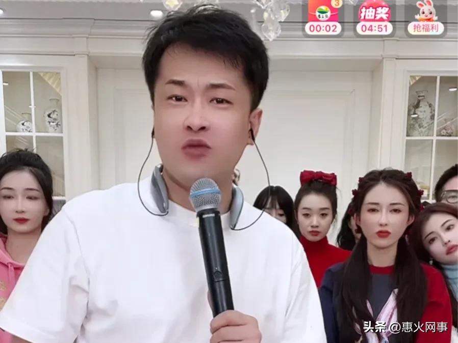 Simba: I am Simba, the demon king of the world. Countless people want ...