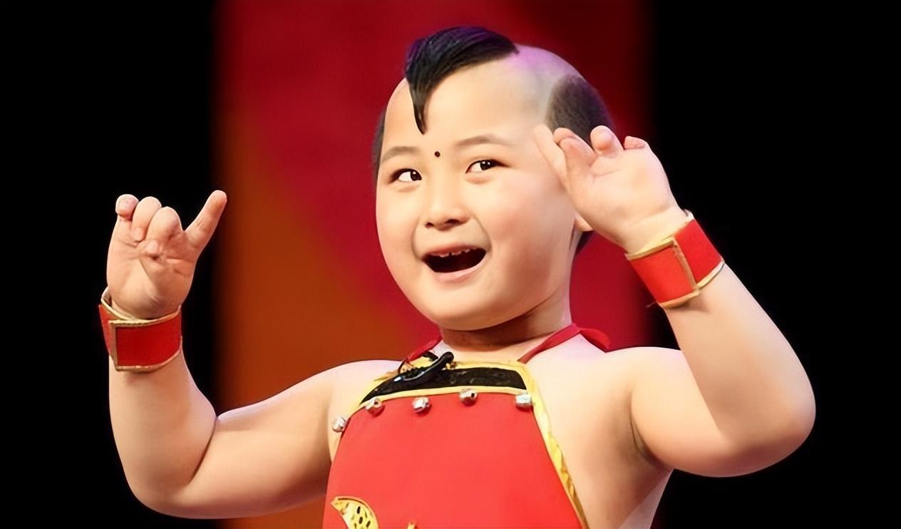 Deng Minghe, the "worst child star", passed away at the age of 6 in the ...