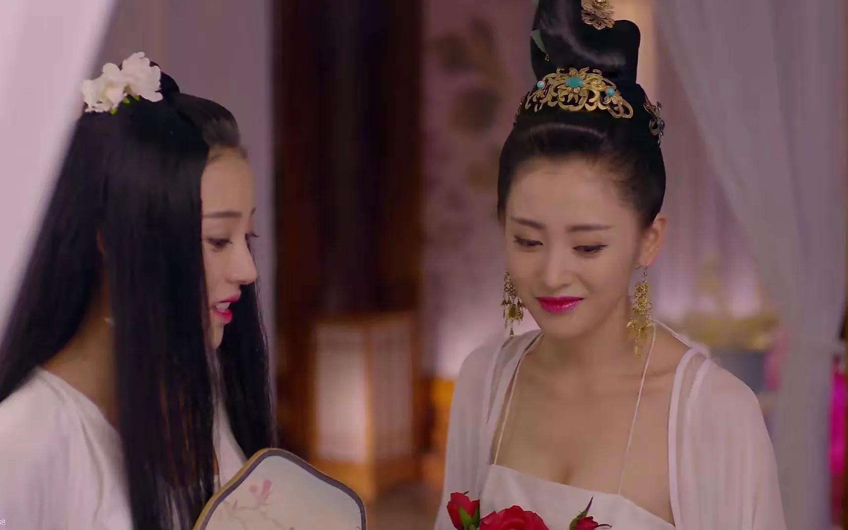 Zhang Tianai is skinny into a skeleton frame, the right-angled ...