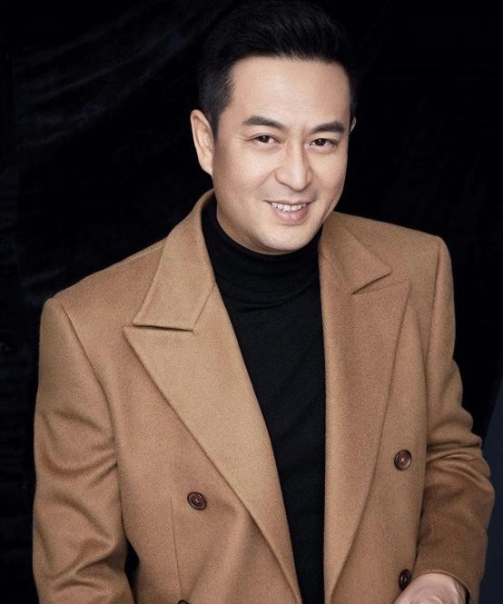 Zhang Jiayi was met by chance while eating Michelin in Hong Kong ...