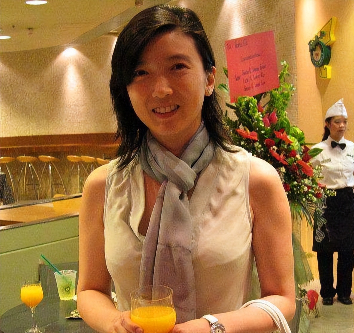 The only hostess of the Li Ka-shing family, why is Wang Fuxin?She ...