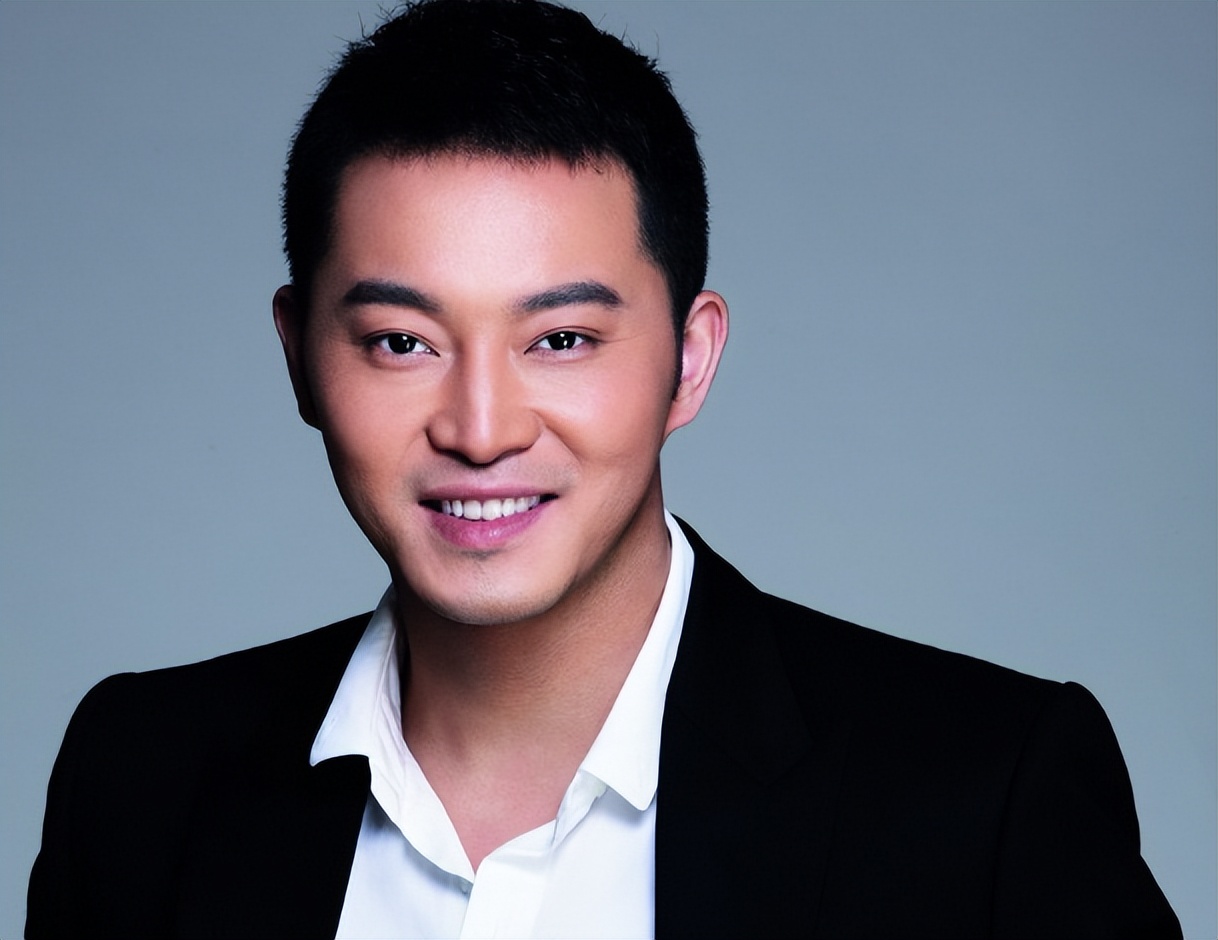 It turns out that "Sha Yi" is not his real name. After the original ...