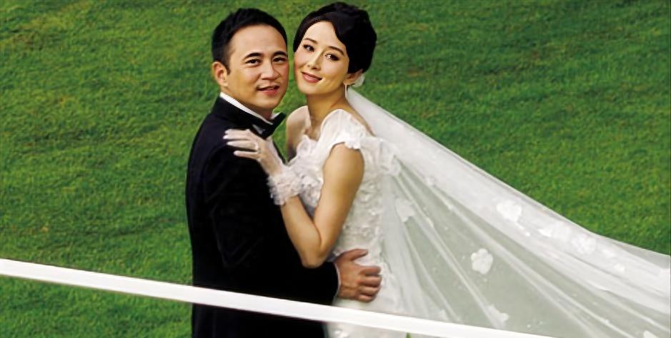 A 42-year-old Malaysian billionaire married a Chinese actress and had his tonsils removed in ...