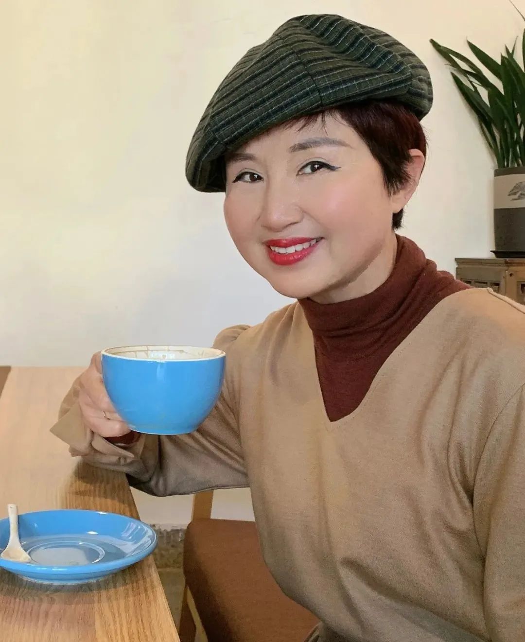 Appreciation of Jing Chunlin's Freehand Flower and Bird Works - iNEWS