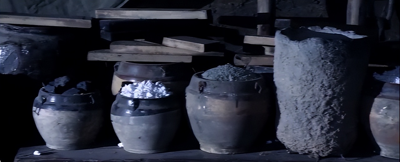 Gunpowder has been invented for more than a thousand years. Why did ...