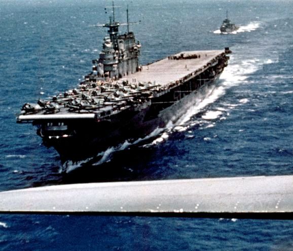 The first aircraft carrier showdown in human history, the scene was too ...