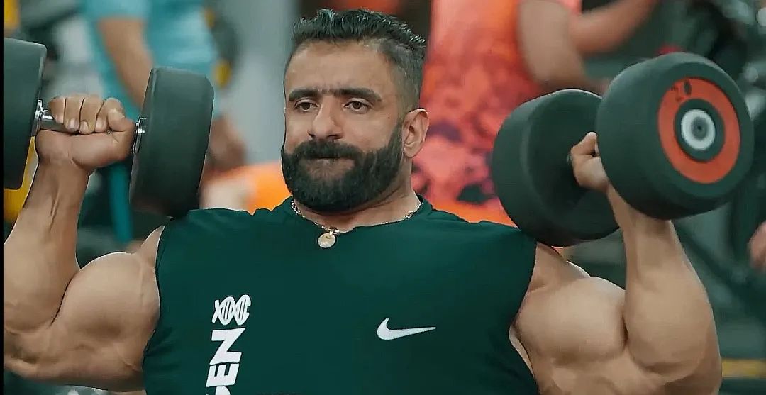 Iran's first Mr. Olympia!"Persian Wolf" Hardy Jopin's Shoulder Training ...