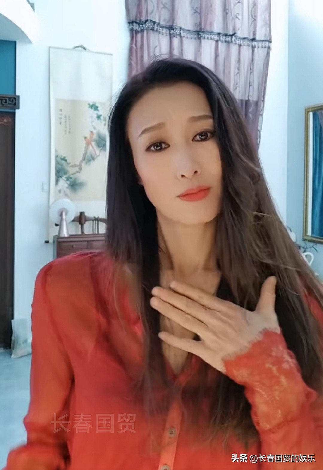 [Water Margin] Hu Sanniang's recent photos were exposed, she still ...