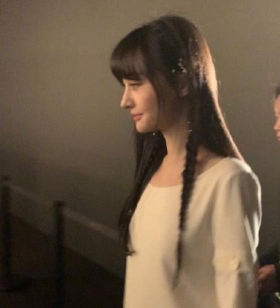 3 actresses with "pointy nostrils" feel unable to breathe through the ...