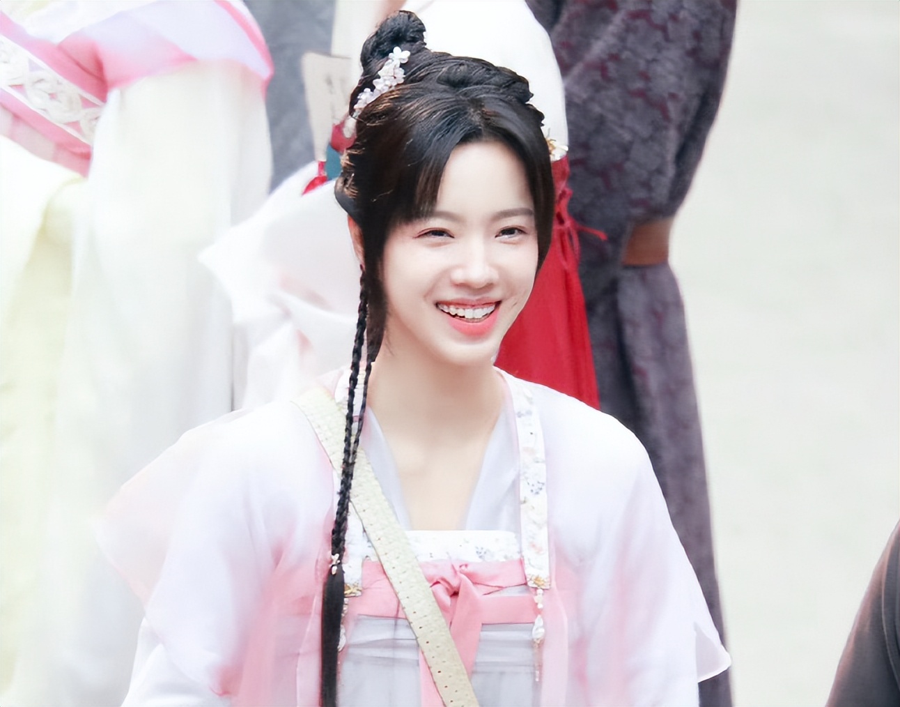 When "general girls" get together to play the number one beauty, with ...