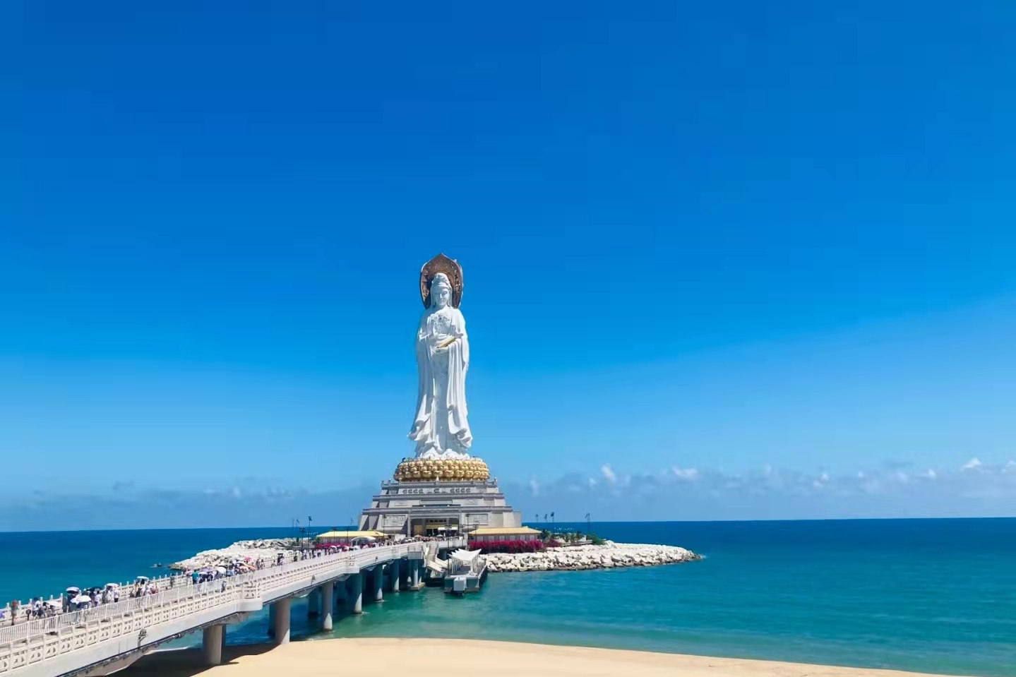 What to bring, wear and play in Sanya in winter - iNEWS