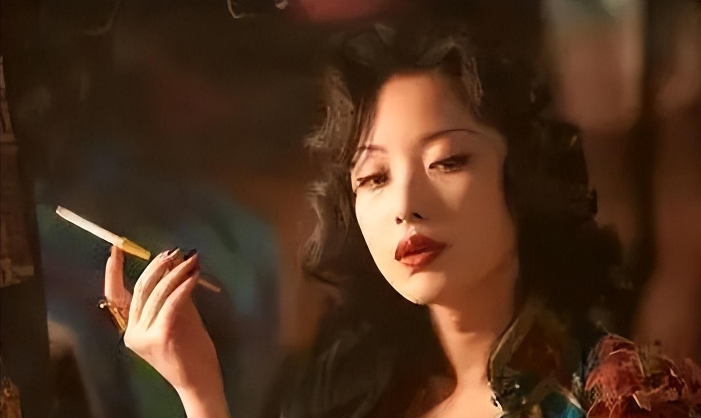 Zhang Yimou also trained a 20-year-old "Mou Girl", who won 3.6 billion ...