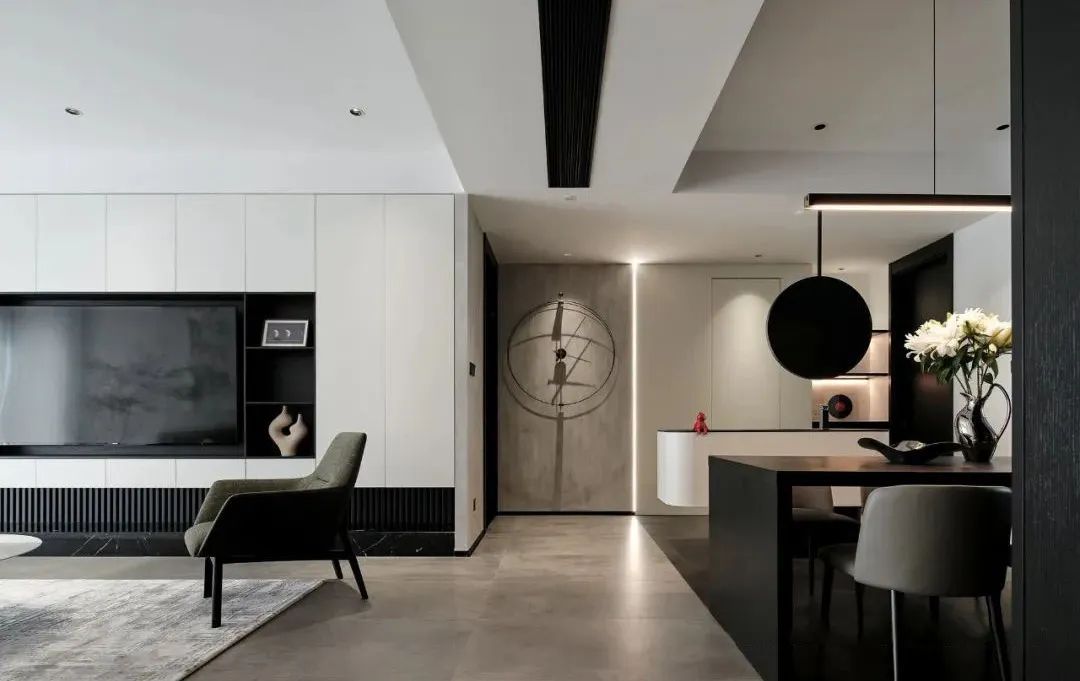 The 140㎡ is modern and simple, with clean and neat line design ...