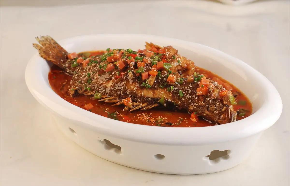 Teach you home-cooked delicious braised mandarin fish, which is more ...