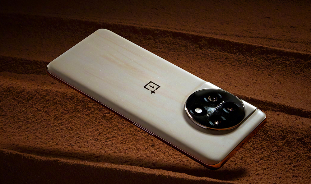 The flagship mobile phone with 2K curved screen + 16GB large memory can ...