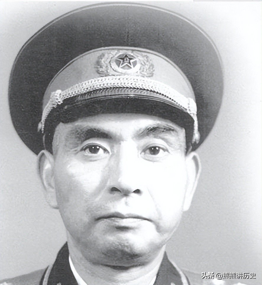 The precious photo of the two tiger generals in the war years, they are ...