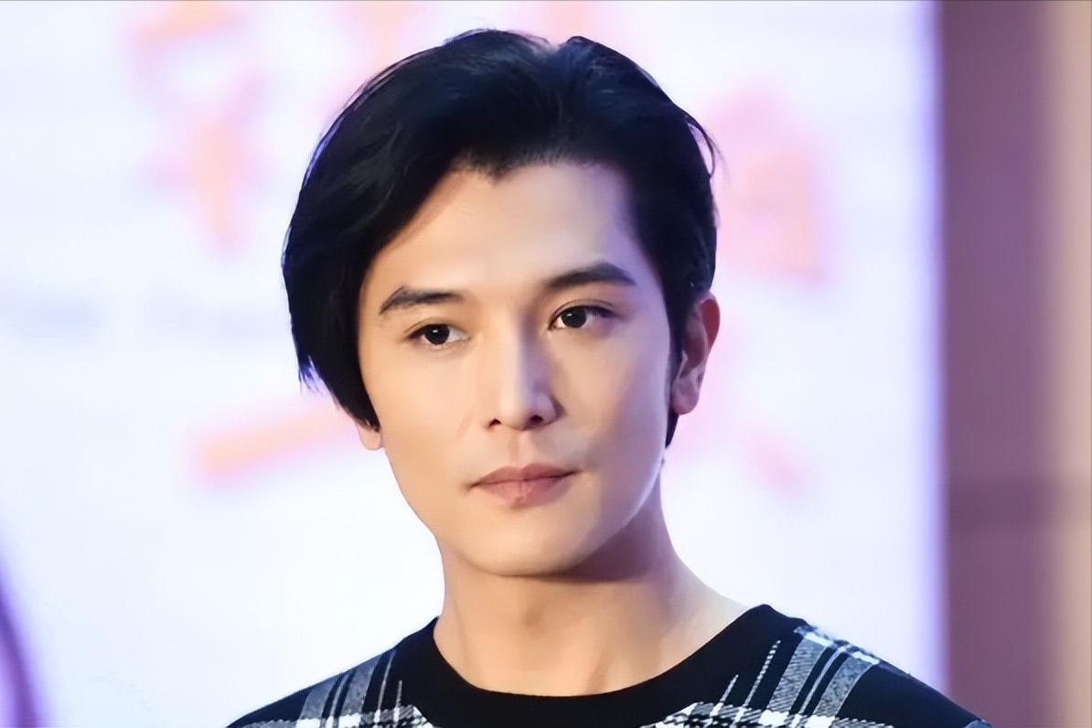 Abandoning Rainie Yang, hurting Tang Yan, and marrying Qiu Ze who is ...