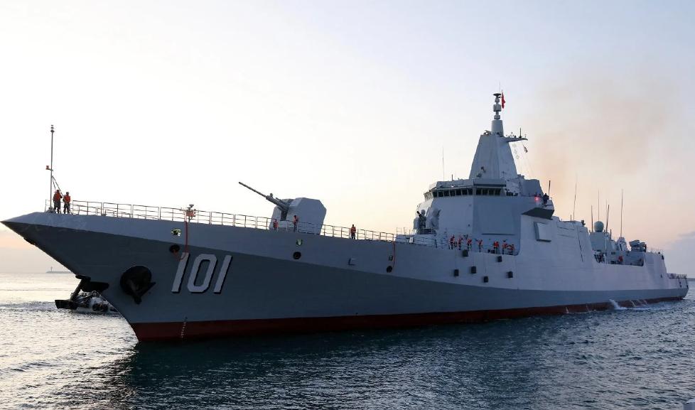 The 055 drive through the Tsushima Strait again, in order to contain ...