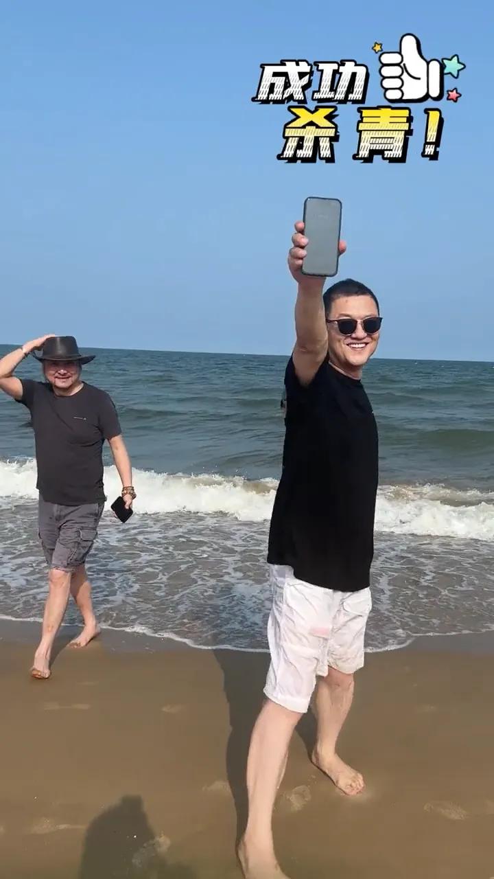 Li Yapeng Haiha Jinxi Dragon Boat Festival, enjoying the world of two ...