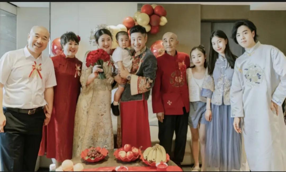 Comparing Liu Neng's two beautiful wives, Wen Meiling fell in love with ...