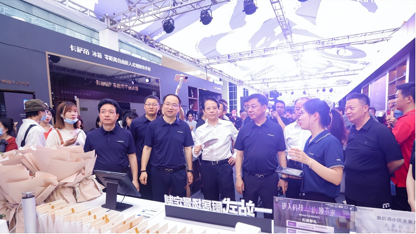 Three-winged bird smart kitchen lightyear set order space scene breaker ...