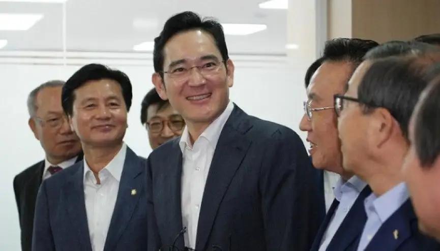 Lee Jae-yong is pointing at ARM, and Sun Zhengyi may ask for 70 billion ...
