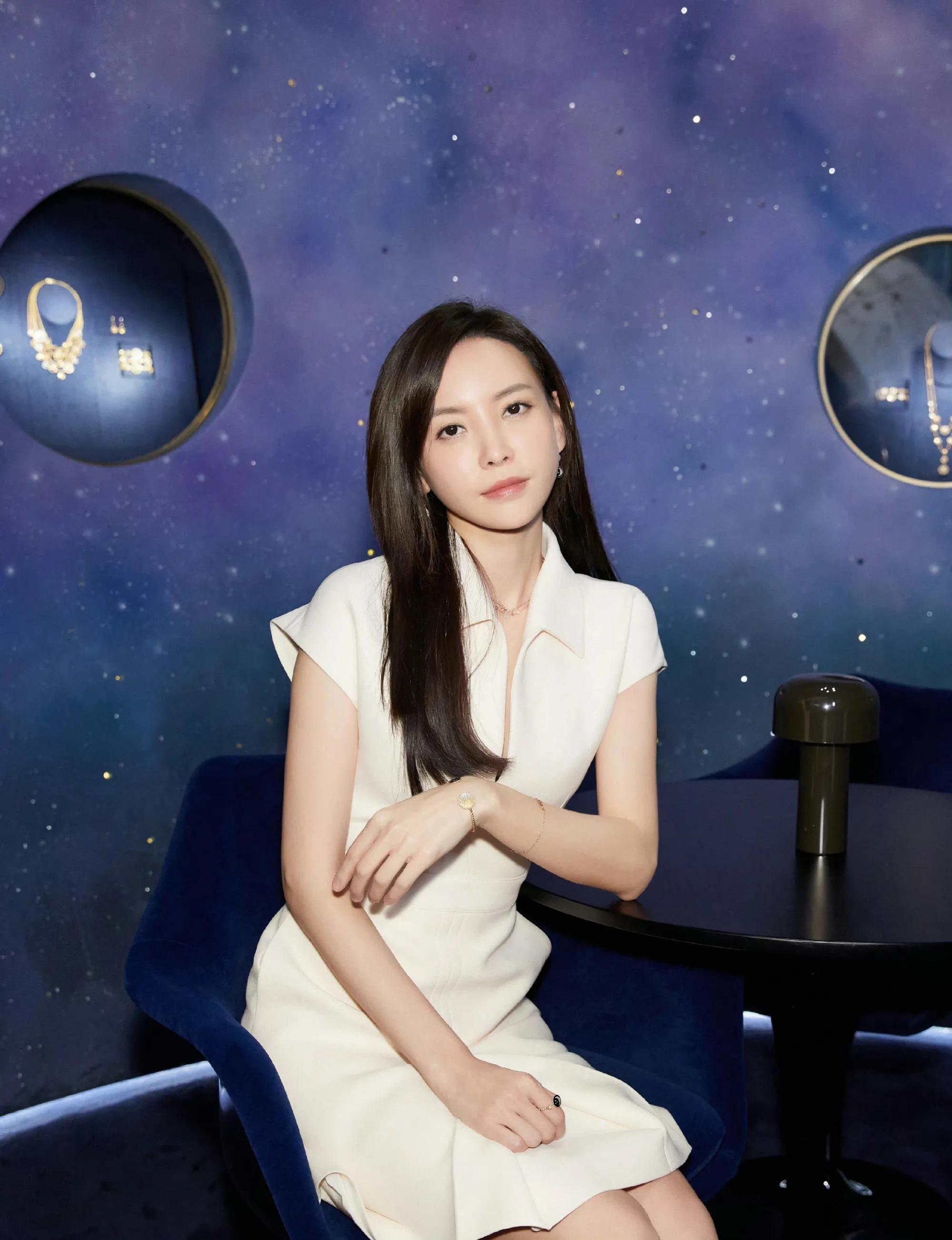 Yu Wenwen's beautiful pictures - iNEWS