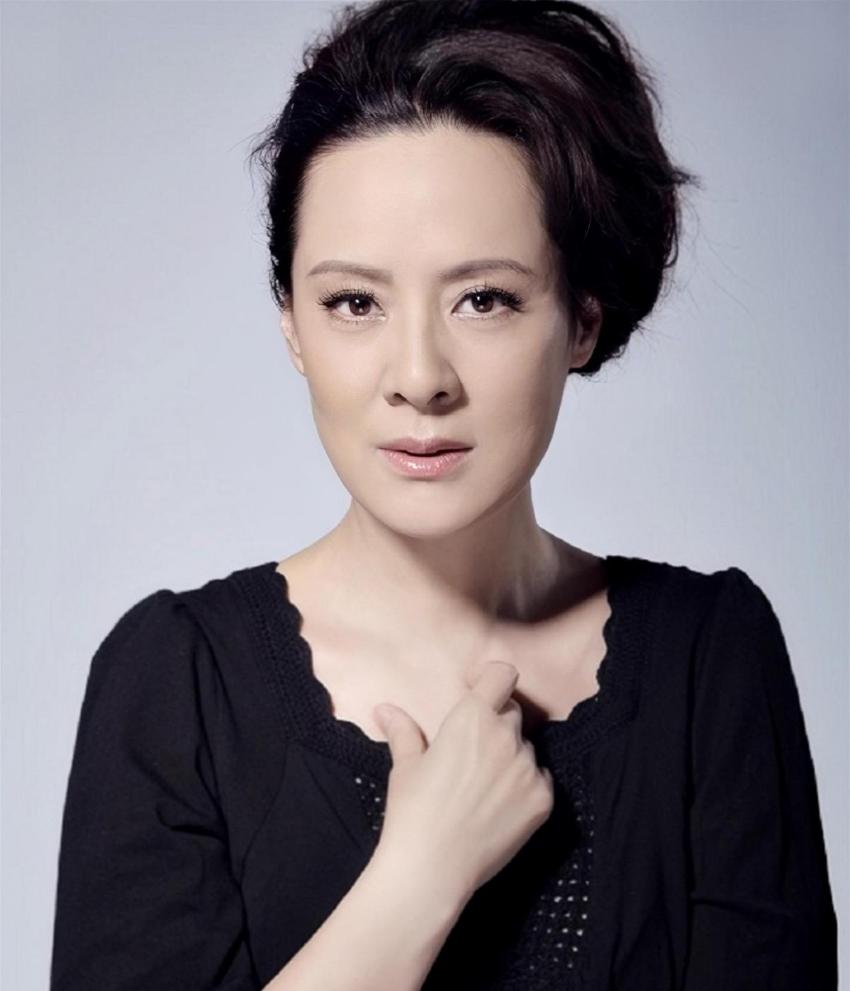 Actor Li Ping: Her husband was busy filming when he was seriously ill ...