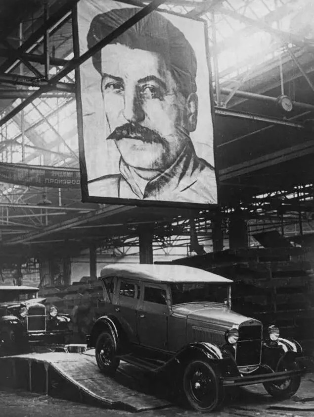 Declassified: Stalin and the shocking scene of industrialization in the ...