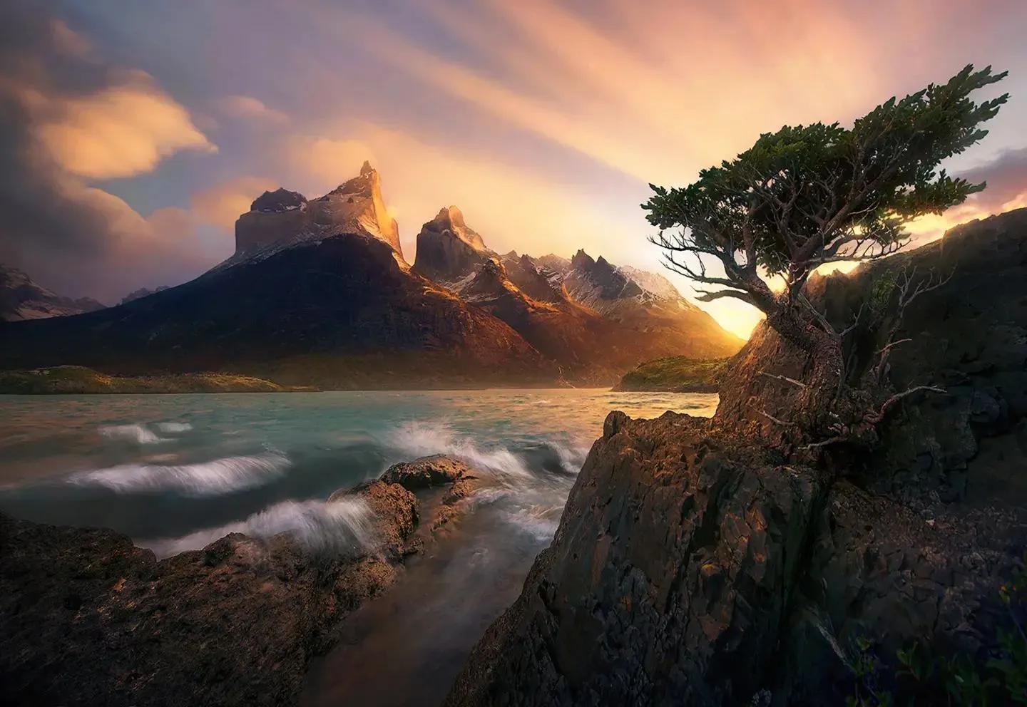 In this world, the light and shadow of nature is one of the most ...