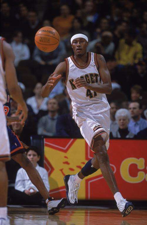 NBA 365 days 365 stars - James Posey - iNEWS