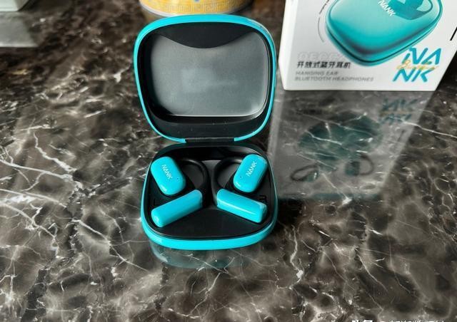 Experience with the powerful NANK OECC2 open-ear headphones with 40 ...